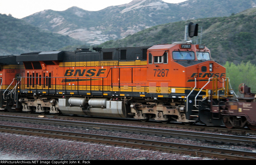 BNSF 7287